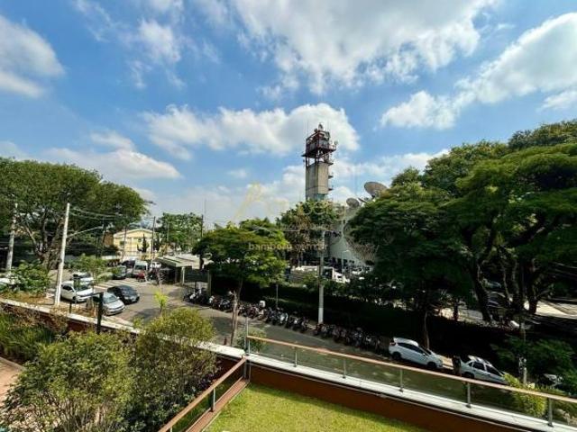 Apartamento Garden no Jardim Guedala, com 377m², 4 suítes