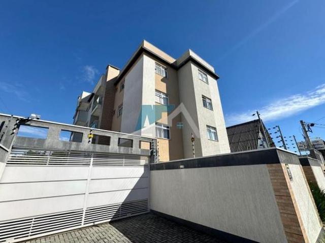 Apartamento Garden semimobiliado à venda no Cruzeiro em São José dos Pinhais