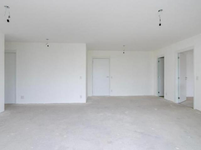 Apartamento garden para venda com 3 quartos, sendo 3 suítes, 175m²