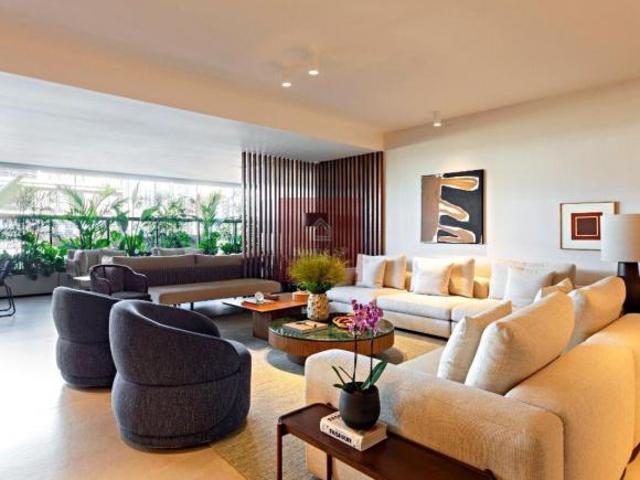 Apartamento Garden para venda com 4 suítes, 4 vagas de garagem e porteira fechada