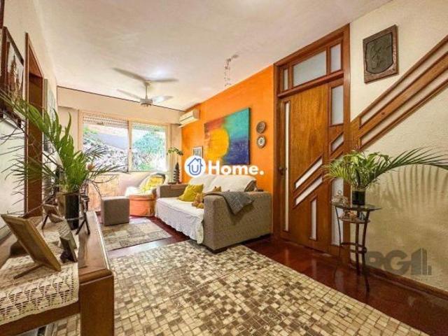 Apartamento Garden para comprar no Bairro Petrópolis! Um verdadeiro refúgio!