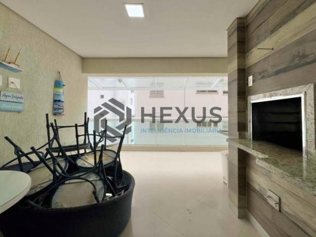 Apartamento garden reformado com área gourmet e lazer na quadra mar da Praia das