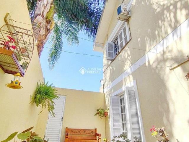 Apartamento Garden, totalmente reformado, 2 dormitórios em Canoas