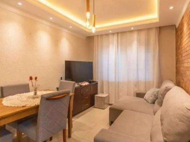 Apartamento Garden Térreo com Pátio no bairro São Sebastião de 2 dormitórios