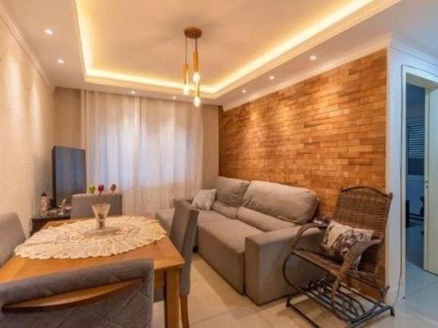 Apartamento Garden Térreo com Pátio no bairro São Sebastião de 2 dormitórios