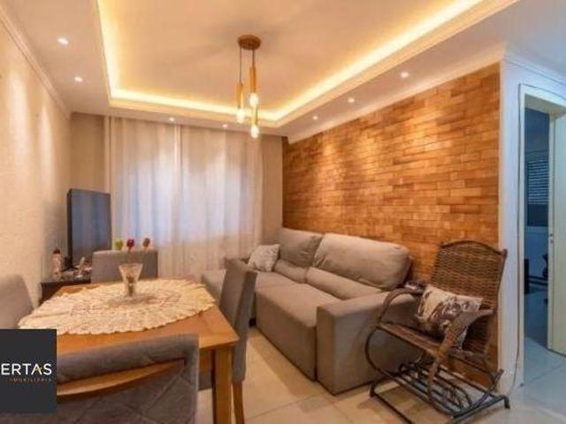 Apartamento Garden Térreo com Pátio no bairro São Sebastião de 2 dormitórios