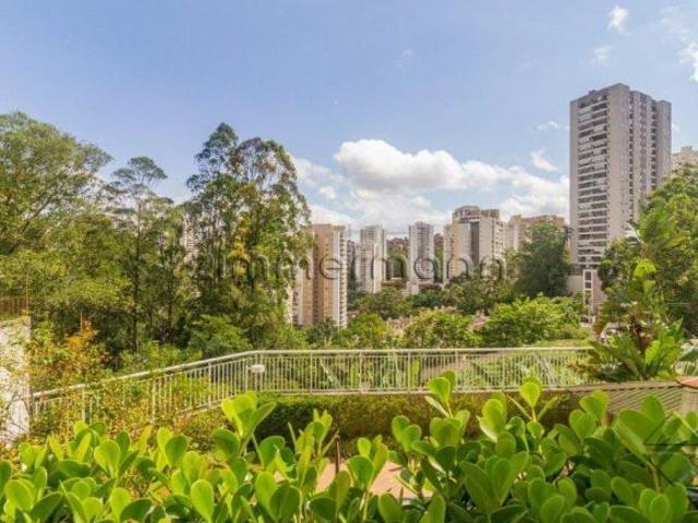 APARTAMENTO GARDEN VILA ANDRADE 1 DORMITÓRIO 1 VAGA
