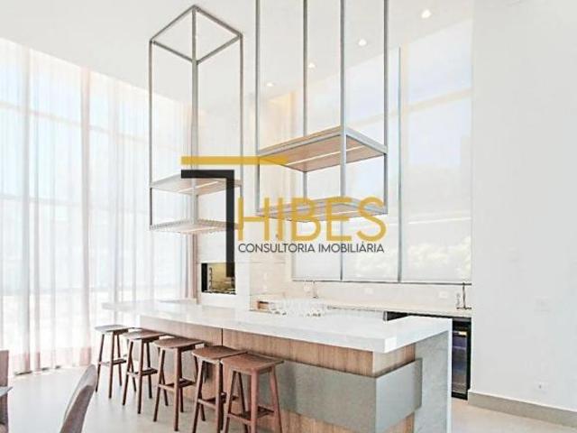 Apartamento garden, Vila Izabel/batel, 2 suítes, 170 m² priv. 66 m² ampla área externa, 2 vagas