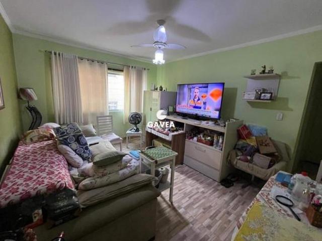 Apartamento grande com dois dormitórios
