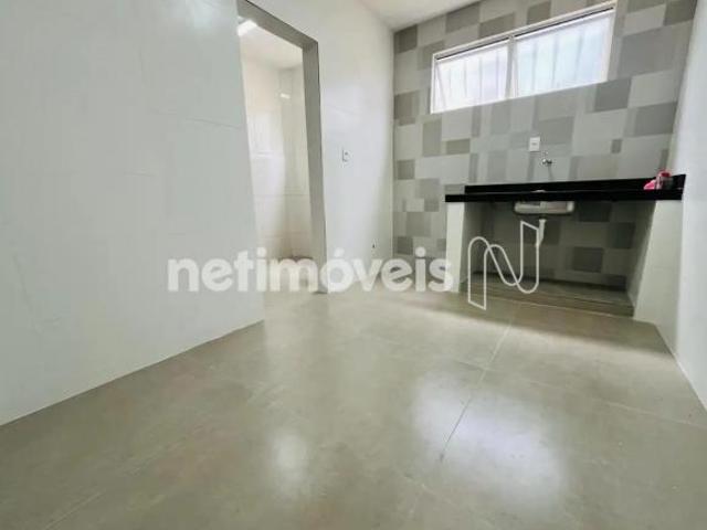 Apartamento no bairro ouro preto grande de 3 quartos e 02 banheiros