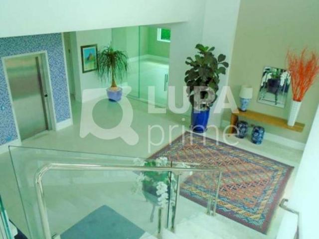 APARTAMENTO GUARUJÁ