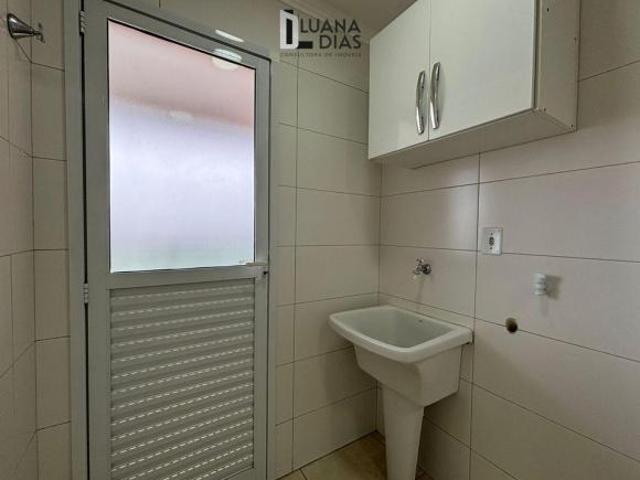 Apartamento, Guilhermina 2 dorm 600 metros da praia R$415 mil