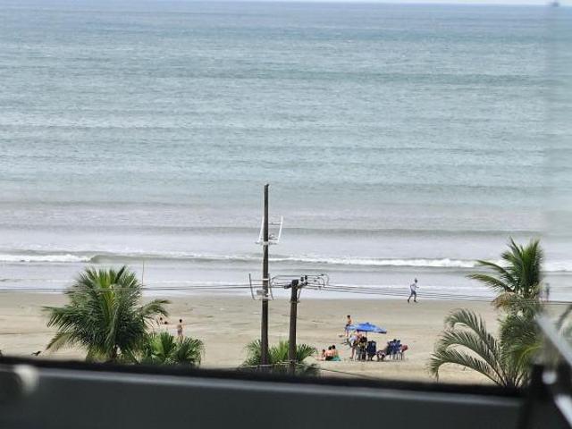 Apartamento Guilhermina com vista mar