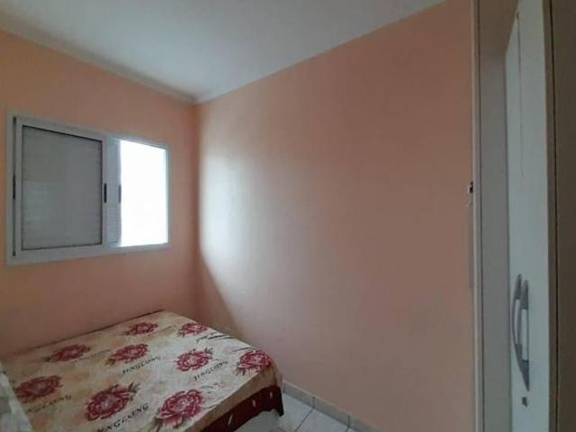 Apartamento há 200 metros praia, com 1 dormitório, Sala com espaçosa sacada, cozinha, Á.S 1 vaga