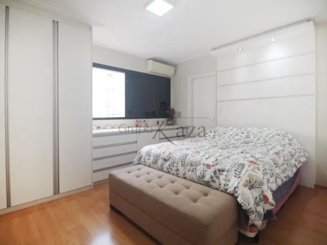 Apartamento Higienópolis 4 Dormitórios 210m²