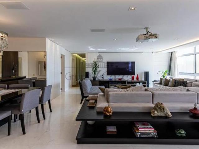 Apartamento Higienópolis 3 Suítes 197m²