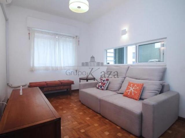 Apartamento Higienópolis 2 Dormitórios 93m²