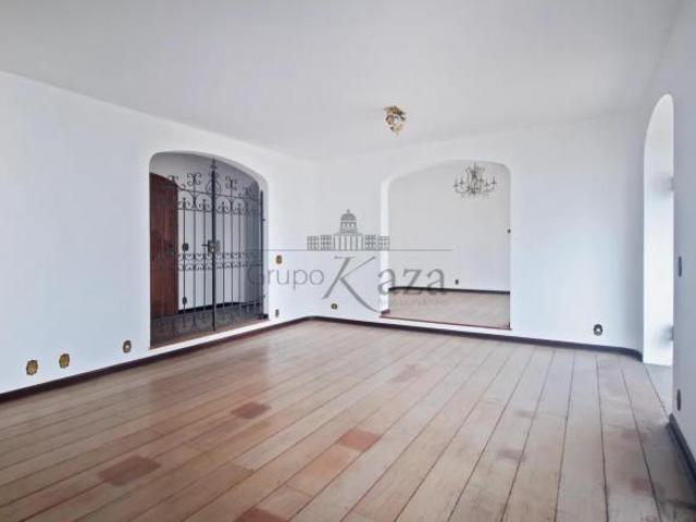 Apartamento Higienópolis 4 Dormitórios 280m²