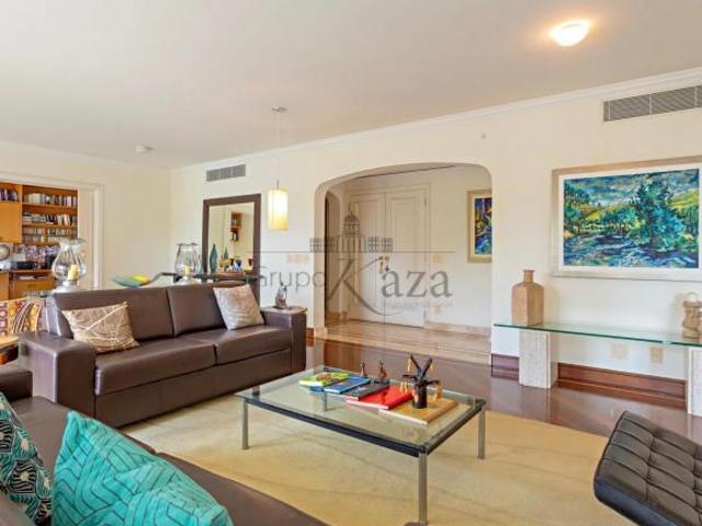 Apartamento Higienópolis 4 Suítes 350m²
