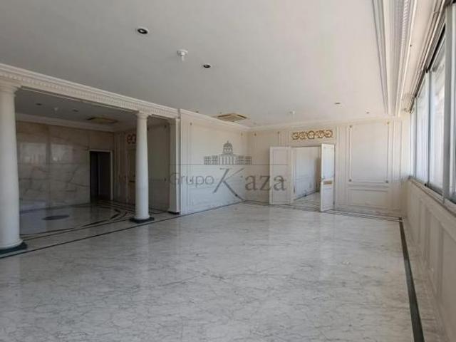 Apartamento Higienópolis 4 Suítes 425m²