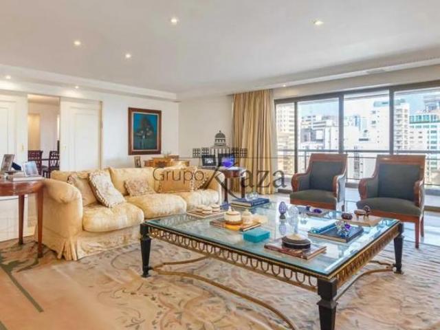 Apartamento Higienópolis 5 Dormitórios 436m² Próximo ao Colégio Rio Branco, FAAP, Shopping Hi