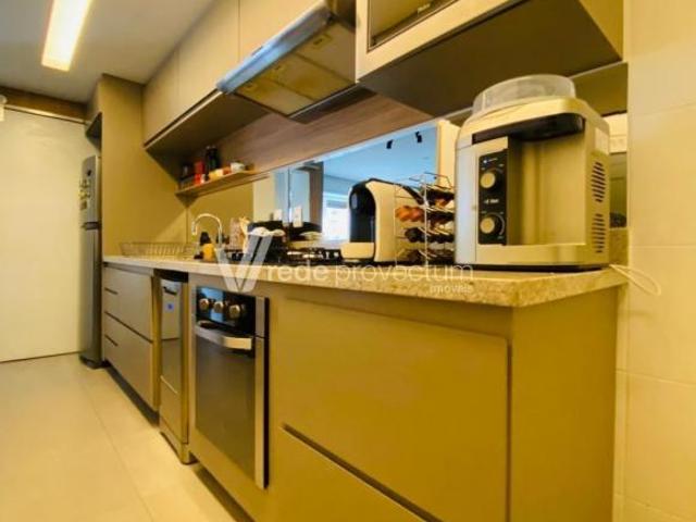 Apartamento Impecável com Design Moderno e Vista Privilegiada