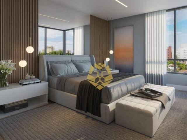 Apartamento Impecável com 3 dormitórios à venda, 200 m² por R$ 2.985.746 Alto da Glória Curitiba
