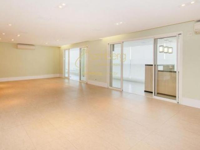 Apartamento Impecável com 4 suítes 4 vagas Alto da Boa Vista São Paulo SP