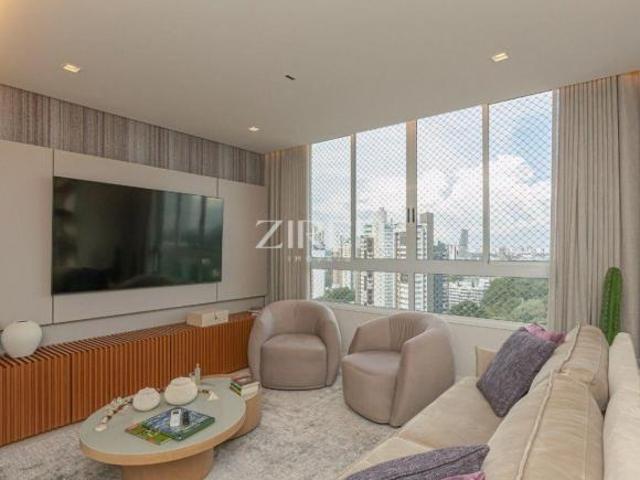 Apartamento impecável no Ecoville com 3 suítes 4 vagas, vista livre e padrão luxo Fece Leste