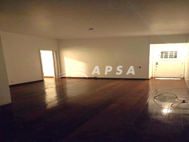 Apartamento in R GOMES CARNEIRO