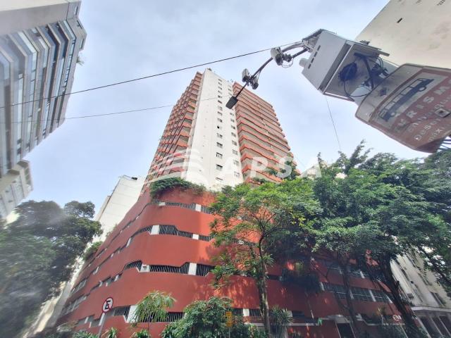 Apartamento in R PAULA FREITAS