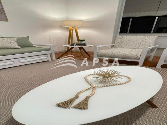 Apartamento in R XAVIER DA SILVEIRA