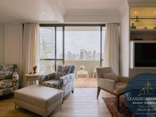 Apartamento Incrível em Moema, lado Pássaros, em São Paulo!