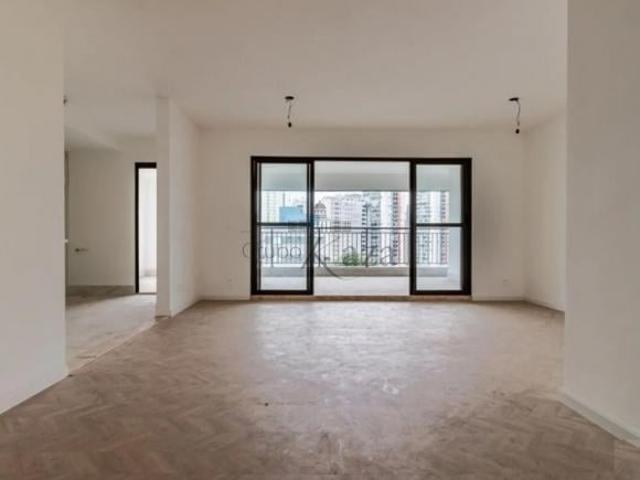 Apartamento Ipiranga 3 Suítes 119m²