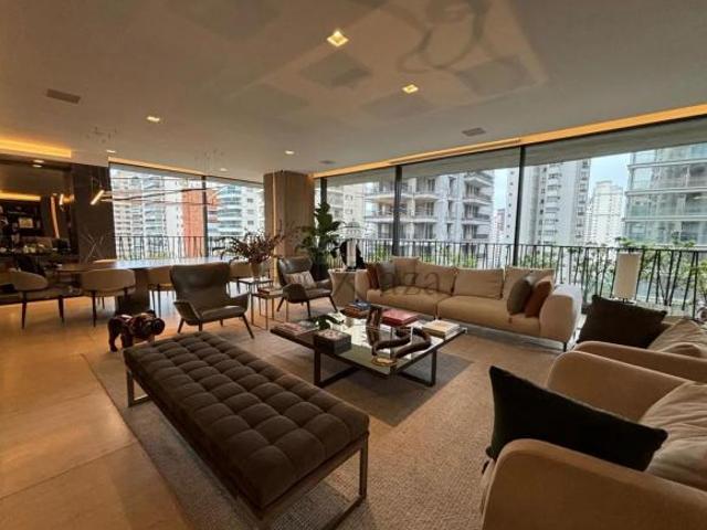 Apartamento Itaim Bibi 2 Dormitórios 269m²