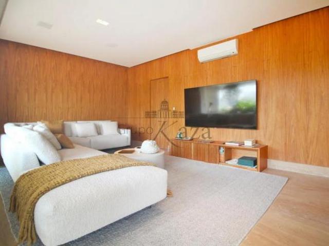 Apartamento Itaim Bibi 2 Suítes 3 Vagas 157m²