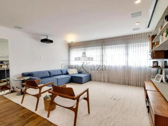 Apartamento Itaim Bibi 3 Dormitórios 137m² Reformado
