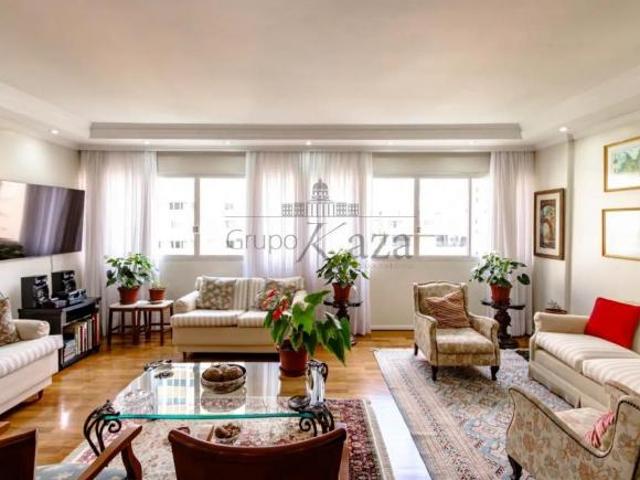 Apartamento Itaim Bibi 3 Dormitórios 167m²