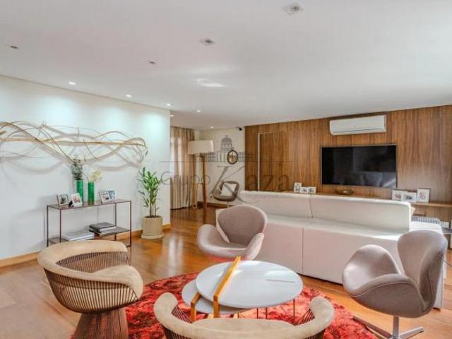 Apartamento Itaim Bibi 3 Dormitórios 187m²