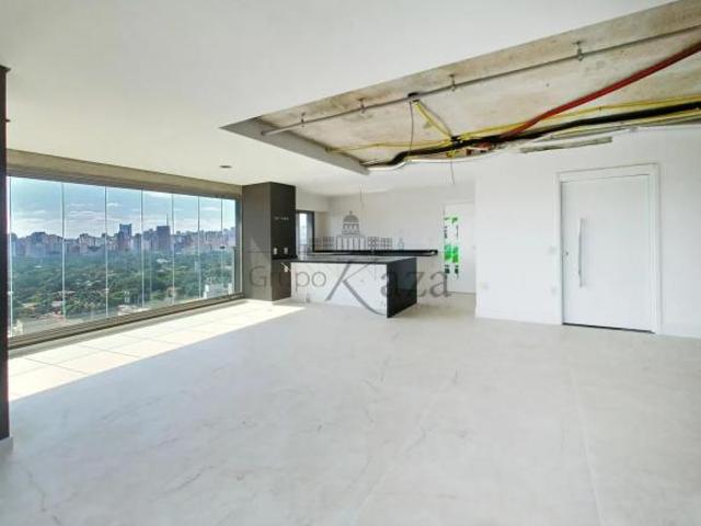 Apartamento Itaim Bibi 3 Suítes 142m²