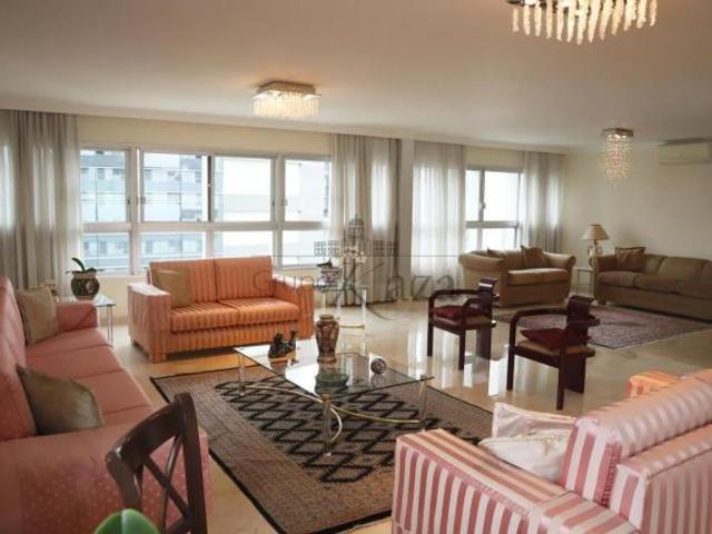 Apartamento Itaim Bibi 3 Suítes 268m²