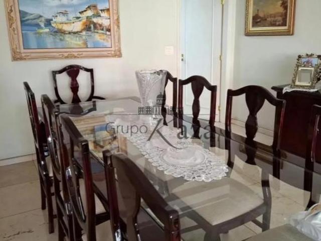 Apartamento Itaim Bibi 4 Dormitórios 195m²