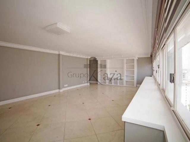 Apartamento Jardim América 2 Dormitórios 185m²