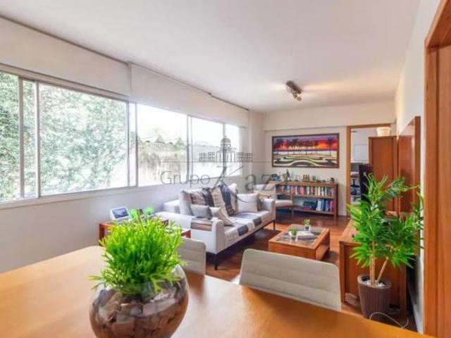 Apartamento Jardim América 2 Dormitórios 80m²