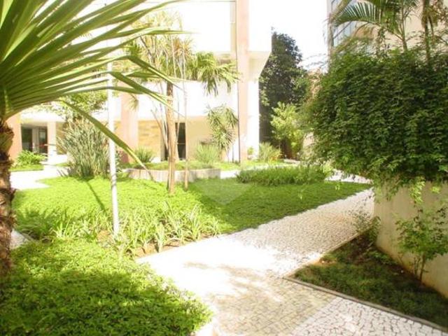 Apartamento com 3 quartos à venda em Cerqueira César SP