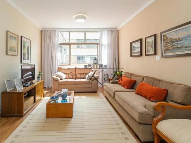 Apartamento Jardim América 3 Dormitórios 137m²