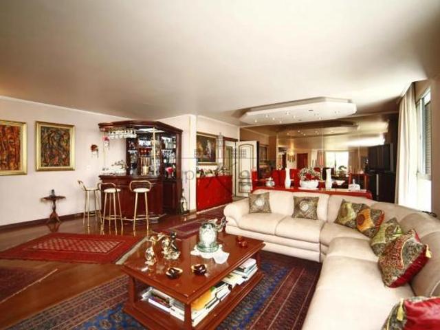Apartamento Jardim América 3 Dormitórios 290m²