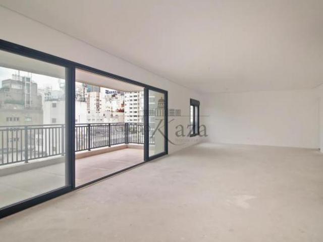 Apartamento Jardim América 3 Dormitórios 226,50m²