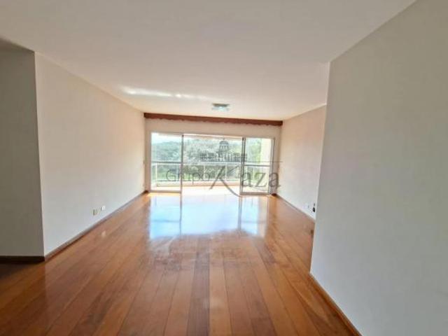 Apartamento Jardim Apolo I Edifício Marseille 4 Dormitórios 181 m²