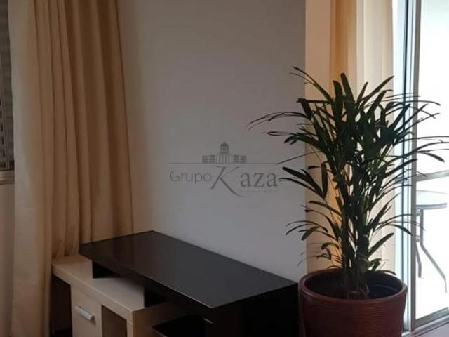 Apartamento Jardim Augusta Citta Di Roma 2 dormitórios 63m² sala ampliada